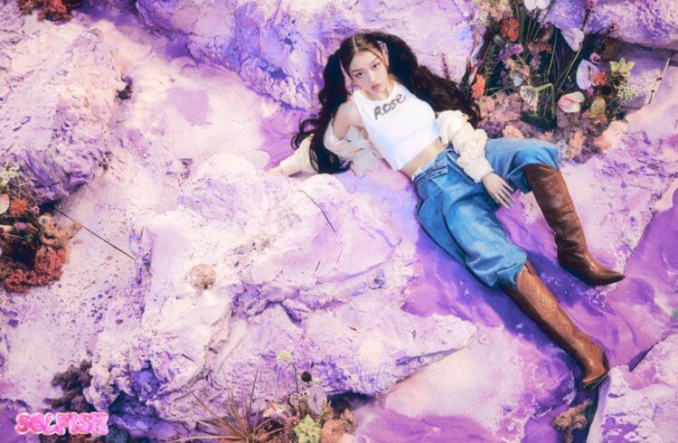 OH MY GIRLユア、2ndミニアルバム「SELFISH」のタイトル曲『SELFISH』M/V公開 | K-POP 韓流ドラマ