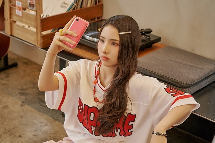 新人ガールズグループADYA、1stシングル「ADYA」のタイトル曲『Per』M/V公開 | K-POP 韓流ドラマ