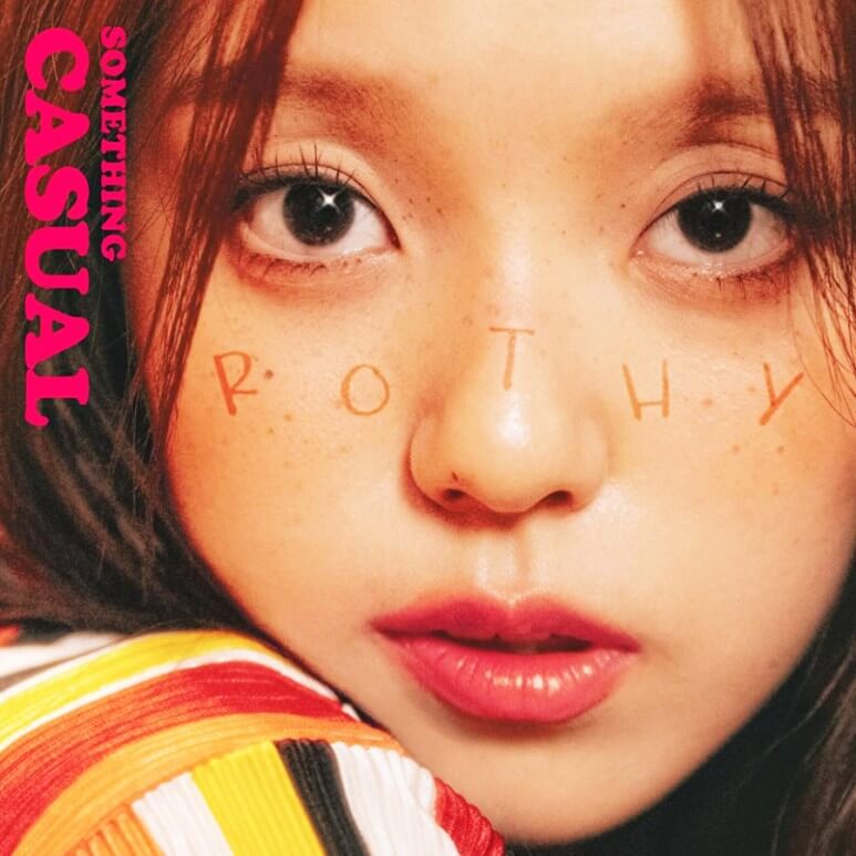 歌手Rothy、デジタルシングル曲『Something Casual』M/V公開 | K-POP 韓流ドラマ